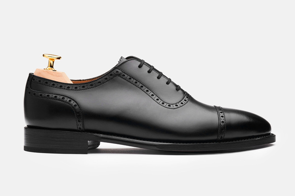 The Adelaide Black Calf Crafted by hand MORJAS